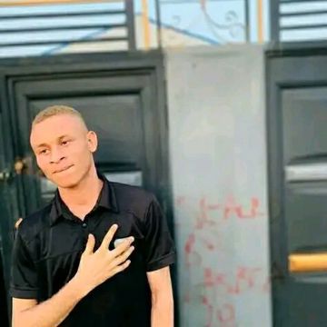 On me by Mc chimaobi by Mc Chimaobi music world | BandLab