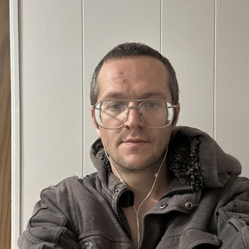 No Family Members (Rhetorical) by Matthew Gallagher | BandLab