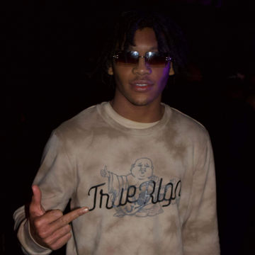 old days by Savion Moore | BandLab