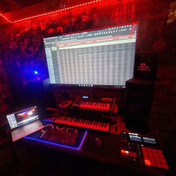 shane saunderson (@youngbandas) • BandLab - Make Music Online