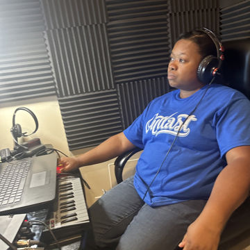 Shereka VIBING VOCALS (@vibingvocals) • BandLab - Make Music Online