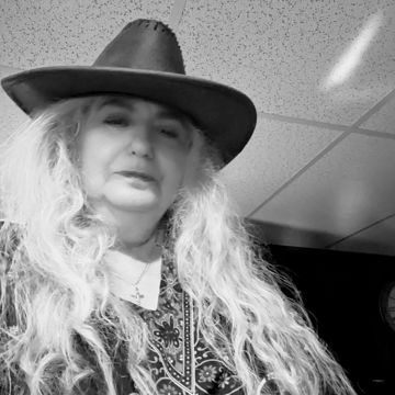 Gisele Azzi (@gisabelle_) • BandLab - Make Music Online