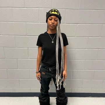 A post by 𝐋𝐞𝐚𝐧 𝐅𝐞𝐢𝐧 🧟‍♀️. | BandLab