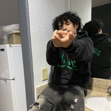 Luh_a (@luh_a05) • BandLab - Make Music Online