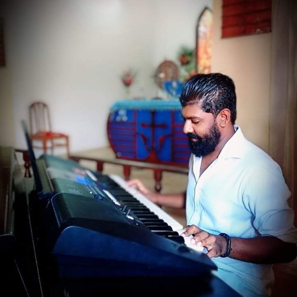 Theme : Glory to God by Aaron George | BandLab