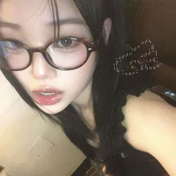 A post by 𝓘𝓿𝔂 ︎ | BandLab